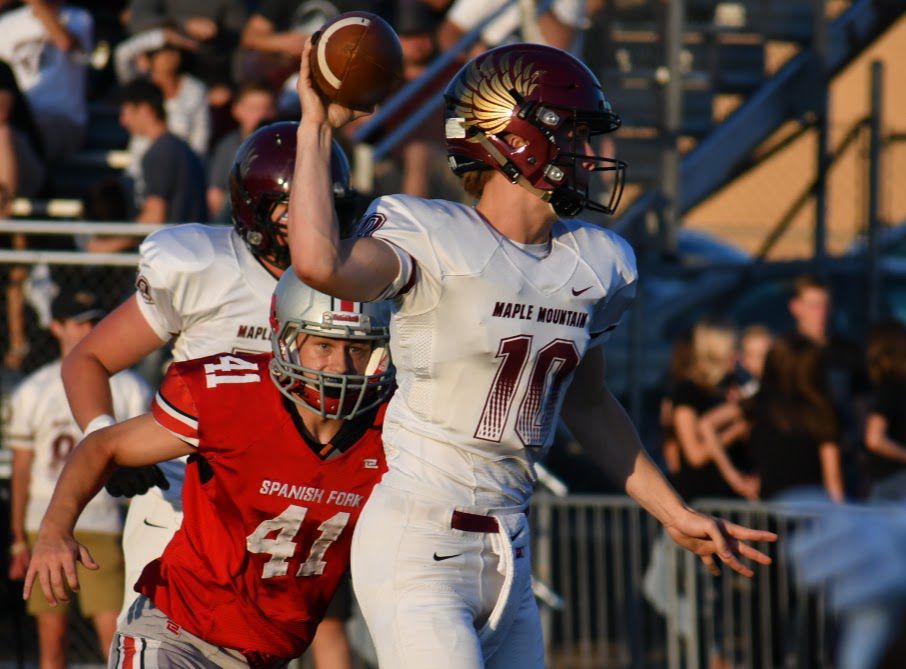 Spanish Fork football uses focusing on the moment to defeat rival Maple ...